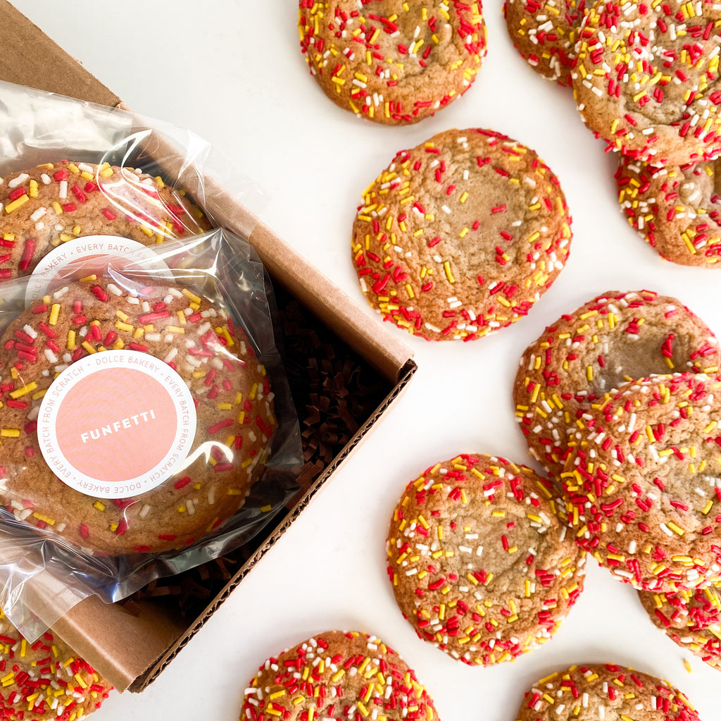 12 Chiefs Cookies - Shipped! – Dolce Bakery