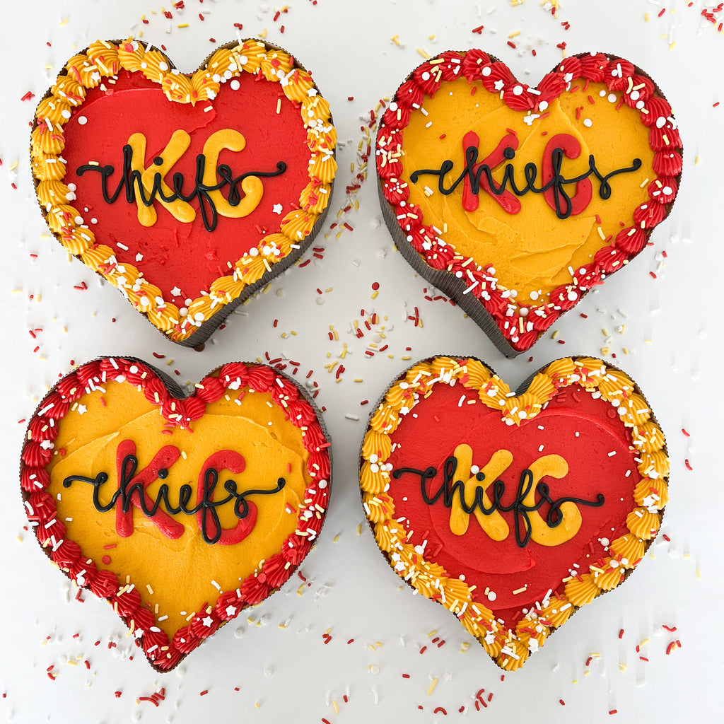 Chiefs Heart Cake – Dolce Bakery
